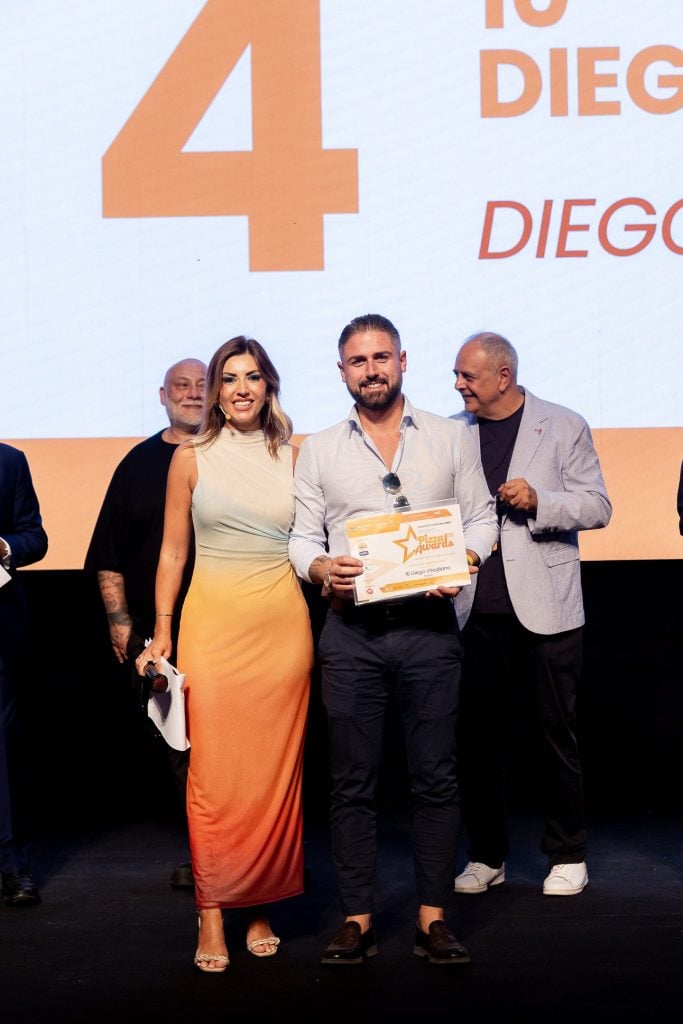 Pizza Awards 2025, qual è la migliore pizzeria d'Italia: la classifica delle eccellenze