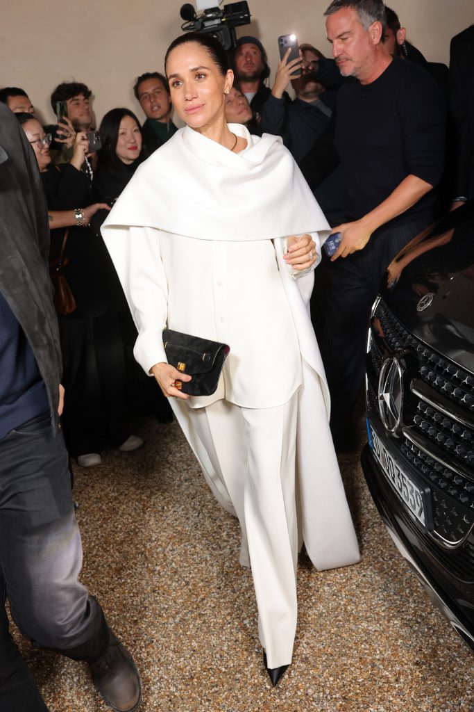 Meghan Markle si è autoinvitata alla sfilata di Balenciaga, Pierpaolo ...