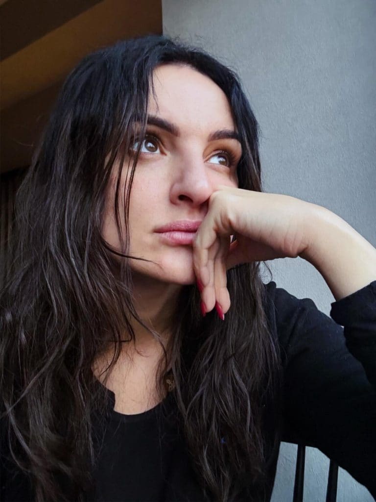 Arisa si prepara a Sanremo 2026: viaggio in Giappone e capelli lunghi ...