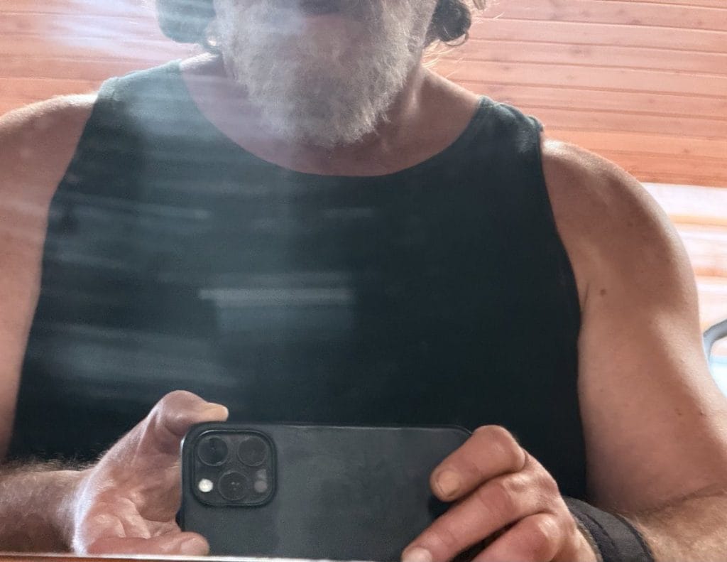 La foto di Russell Crowe che mostra la trasformazione fisica per il ...