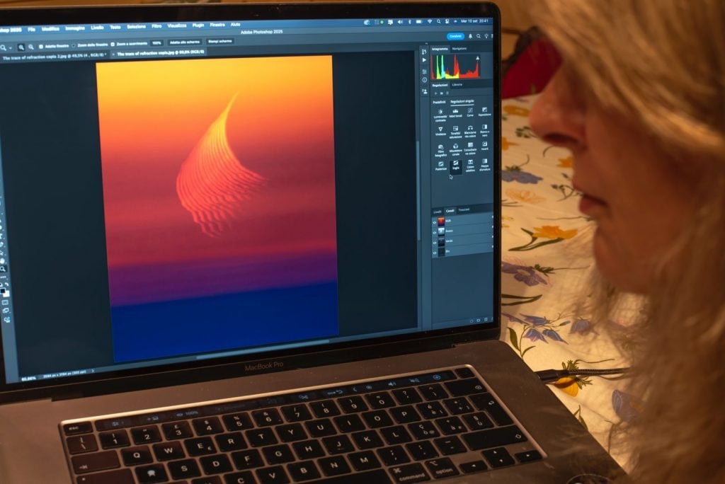 "La Luna come capelli mossi al vento": Marcella Pace vince prestigioso ...