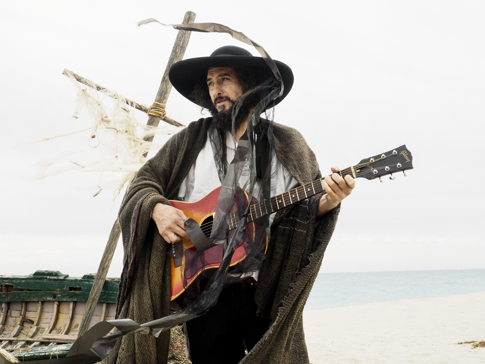 Vinicio Capossela, al Teatro San Carlo arrivano le "fantastiche ...