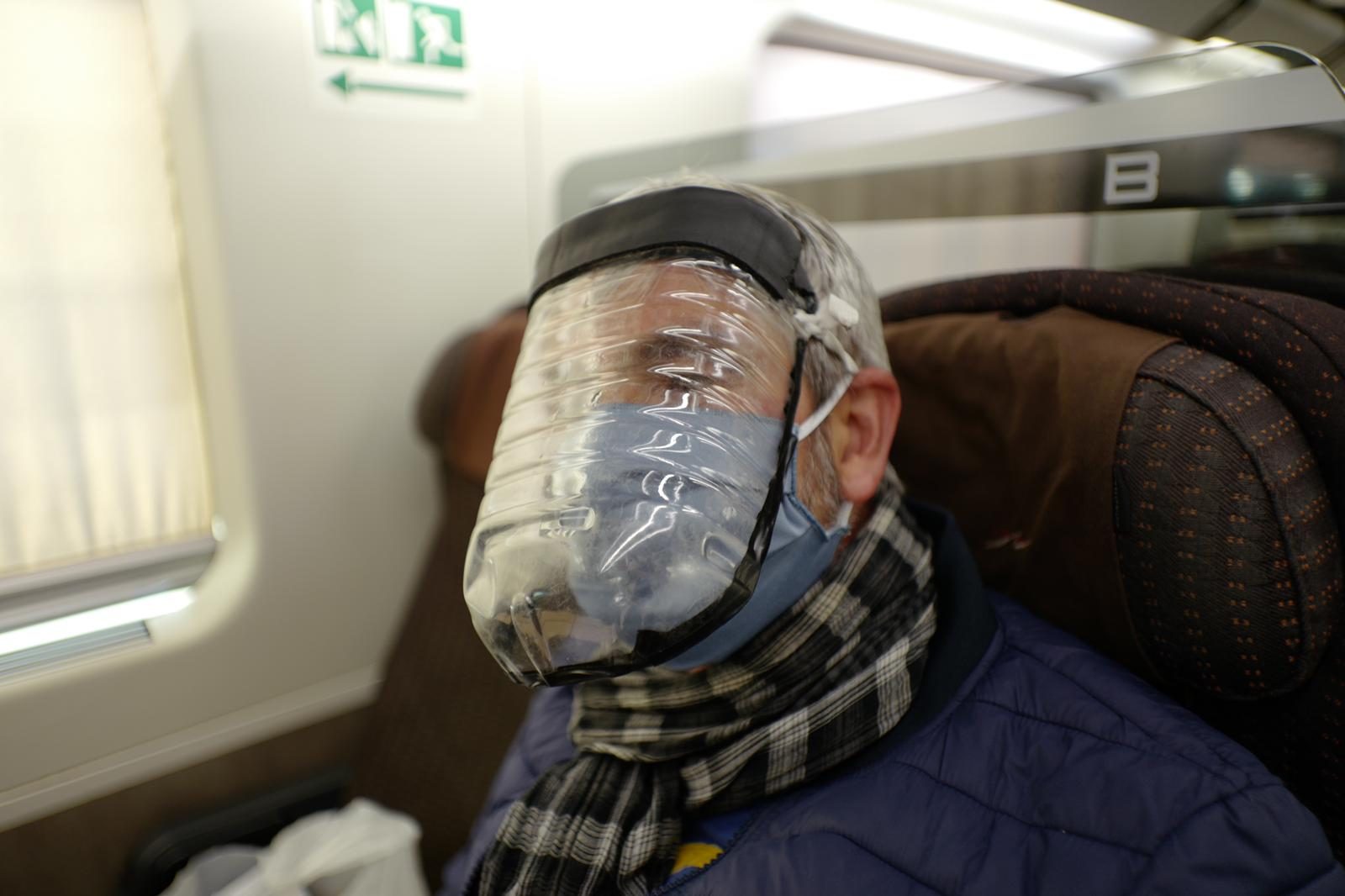 La visiera economica anti-virus fatta a Napoli? È realizzata con la ...