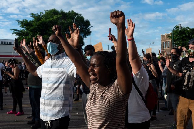 Il razzismo fa ammalare di più e accorcia la vita: così promuove le ...