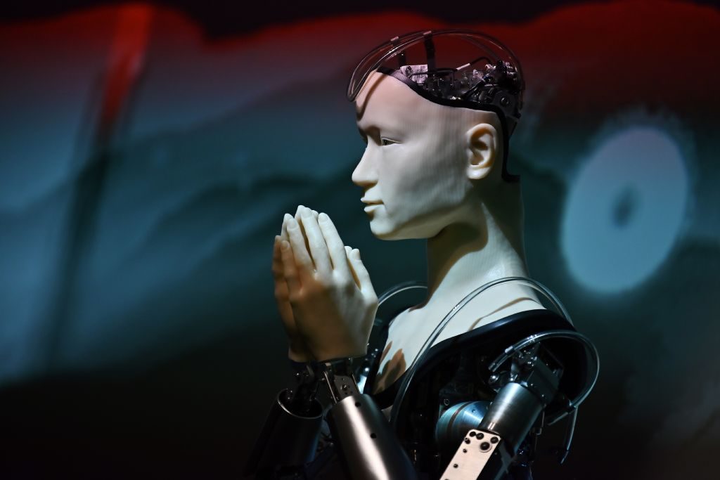 Questo prete robotico vuole riavvicinare le masse alla religione