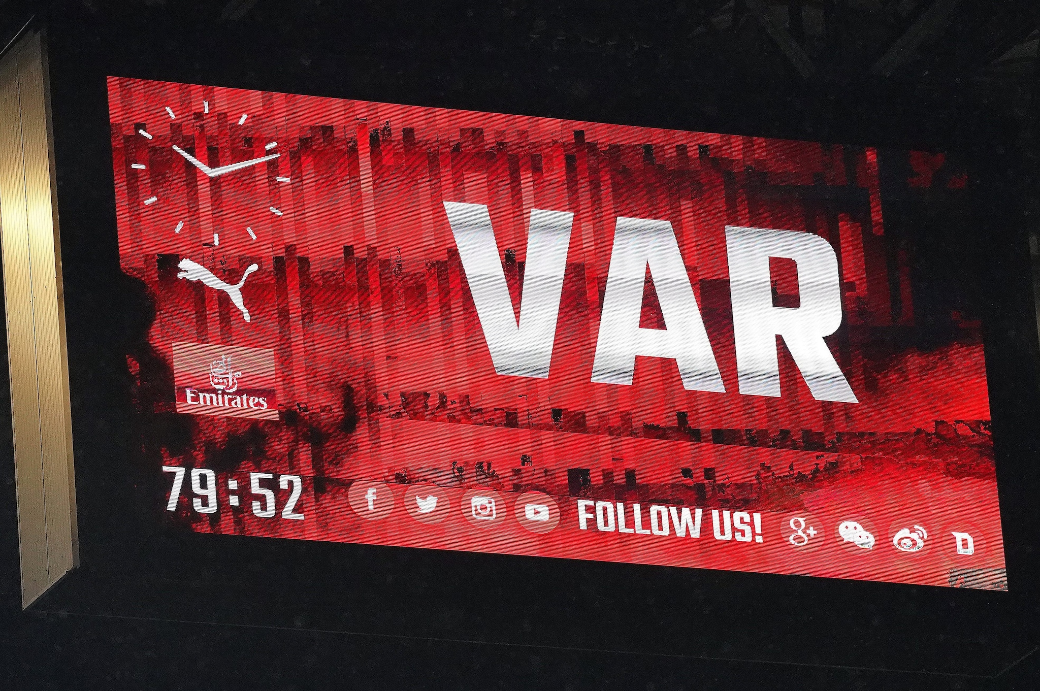 Il Var debutta in Champions: come e quando potrà essere utilizzato ...