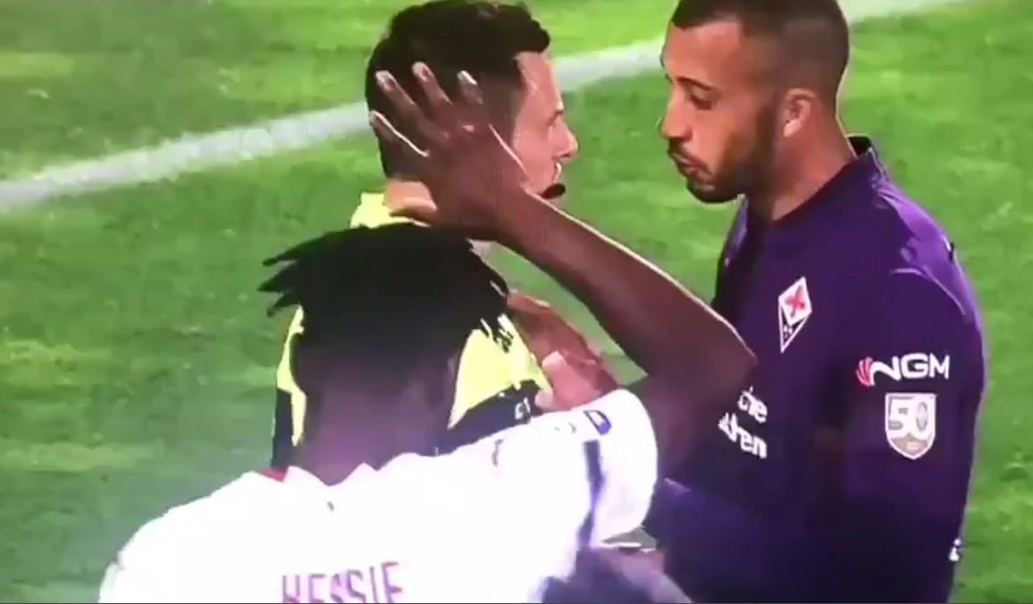 Perché Vitor Hugo mette le mani addosso all'arbitro ma non è nemmeno ...