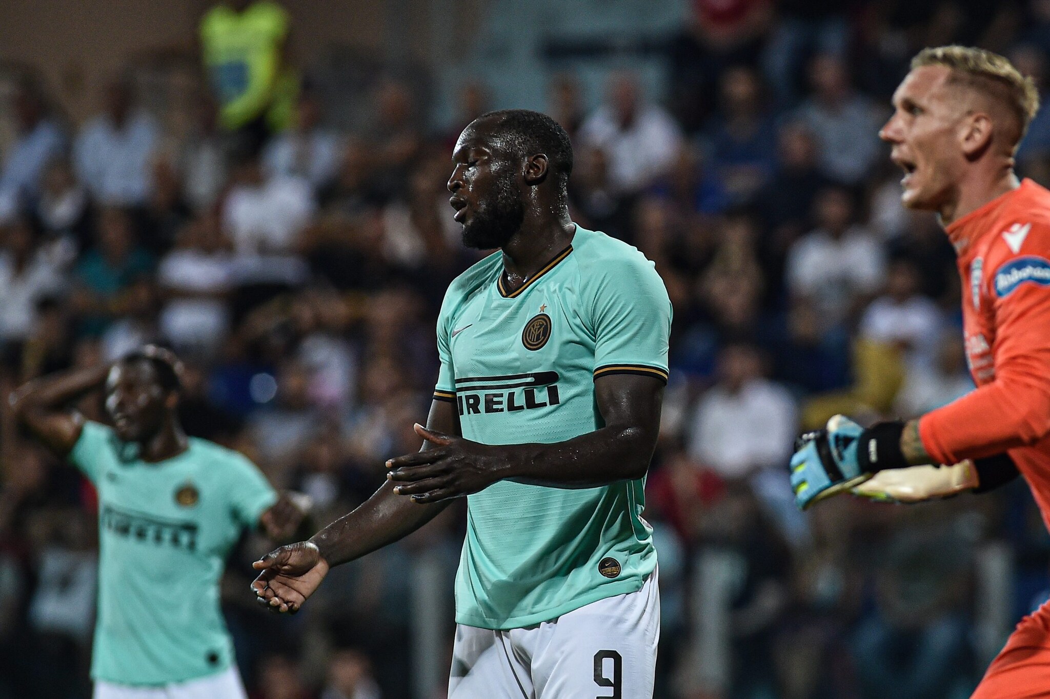 Gli insulti a Lukaku "svegliano" la Lega di Serie A: nasce la squadra ...